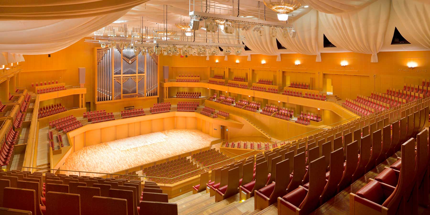 เพลิดเพลินกับดนตรีคลาสสิกและละครเพลงในญี่ปุ่น・นาโกย่า: โรงละครศิลปะไอจิ ...